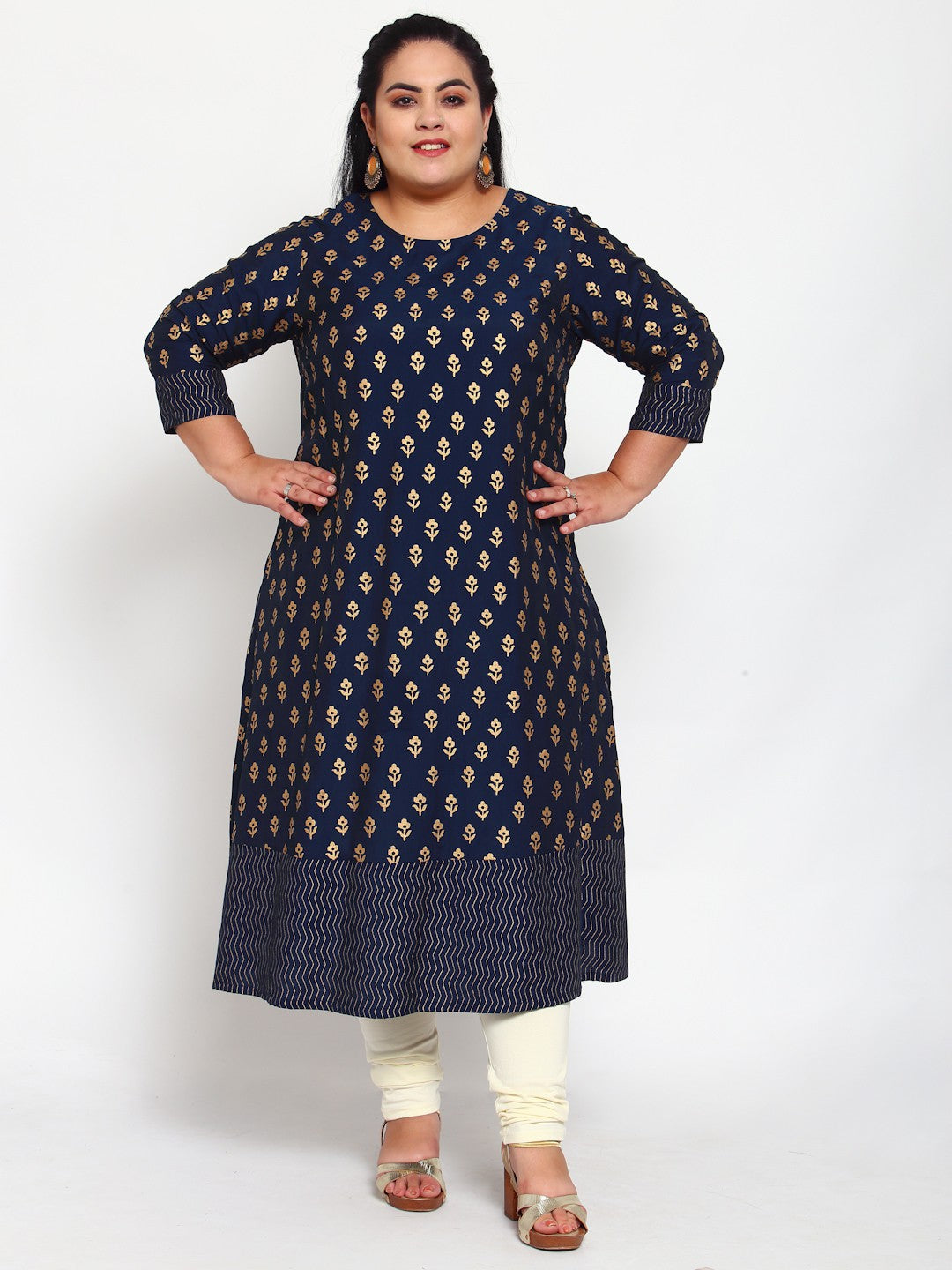 plusS Women Navy Blue Gold-Toned Floral Printed Kurta – pluss.in